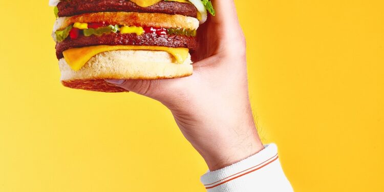 NotCo lanza una nueva NotBurger – Web Retail | Latinoamérica Retail